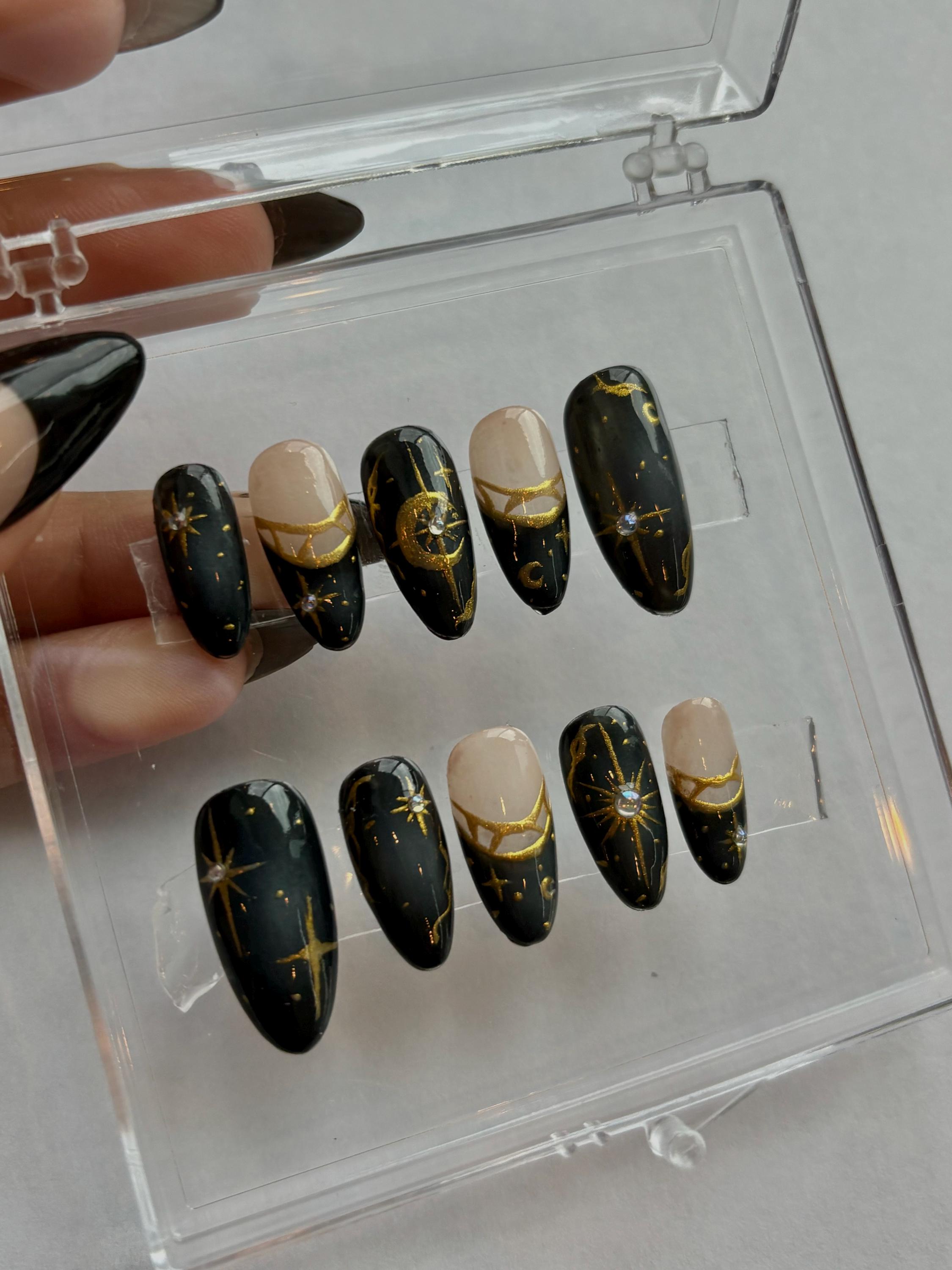 Mel Medarda Celestial Arcane Press on Nails, Black and Gold Nails, Gold ...