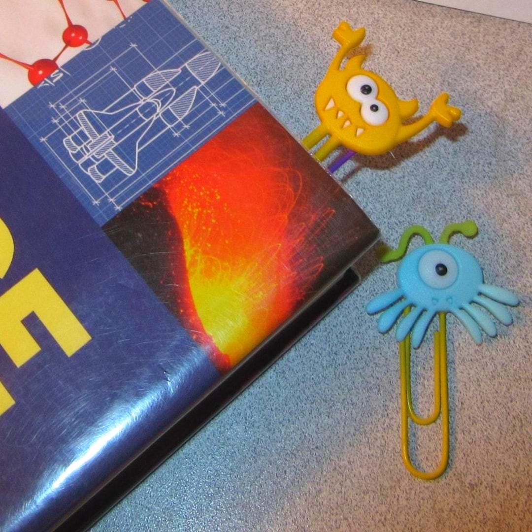 2 Alien, Monster Bookmarks, Reading Help, Science Fiction Paper Clips ...