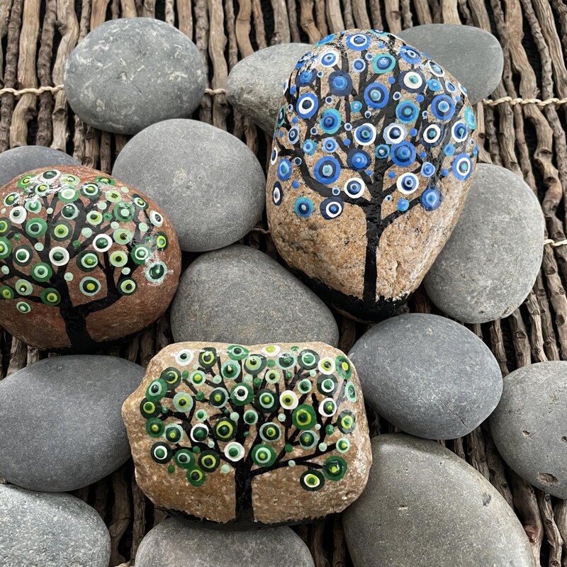 Hand Painted Rock - Etsy