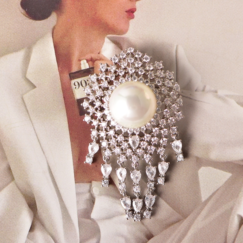 Vintage Pearl Tassel Brooch for Women – Crystal-embellished Brooch ...