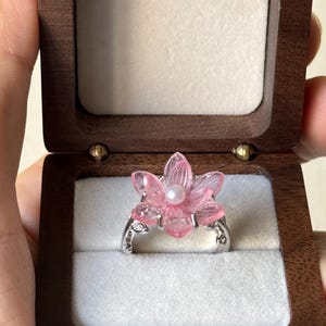 Maid Marian Flower Ring, Lady Marion Ring, Lady Marian Ring, Hood ...