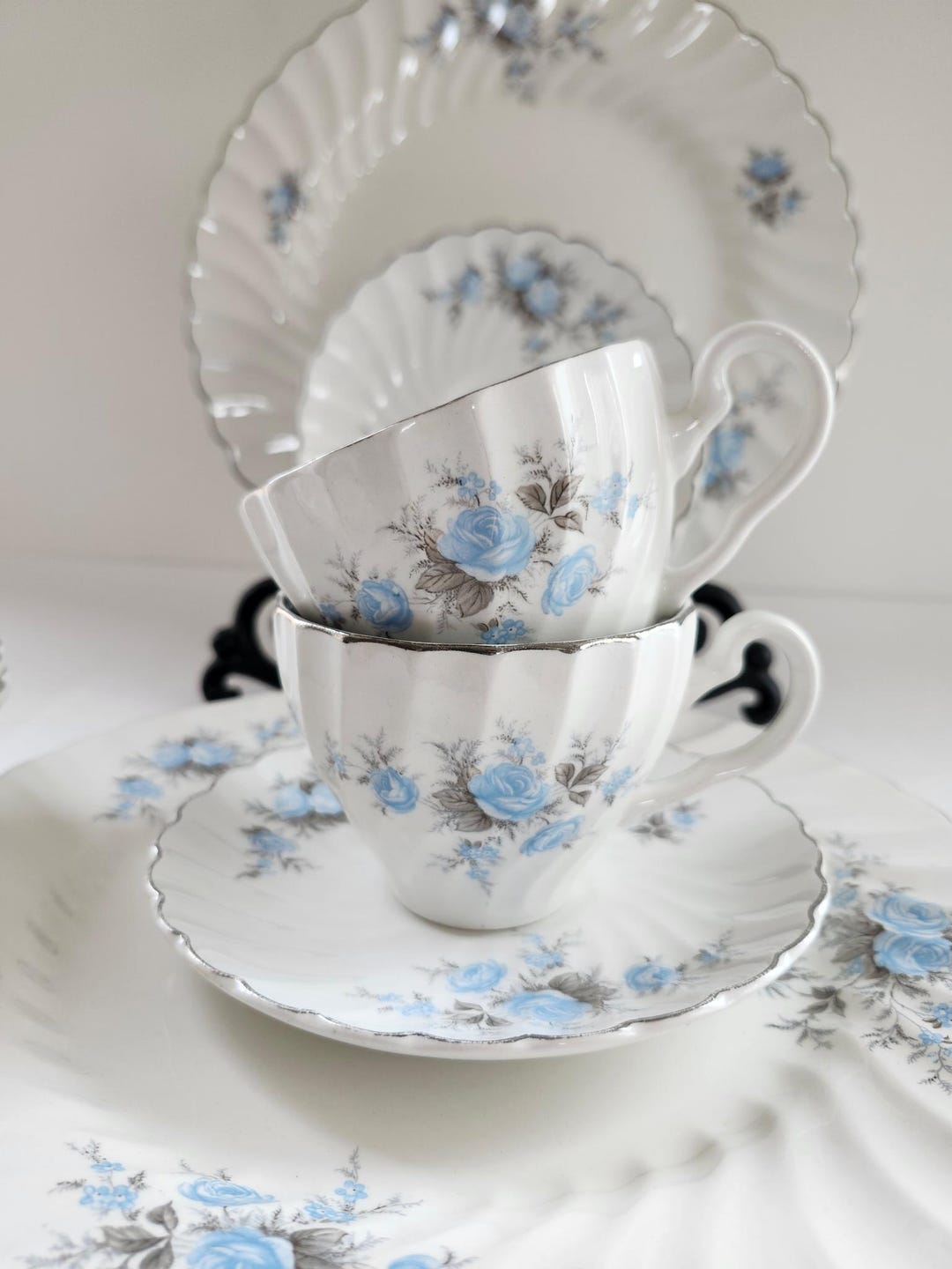 Johnson Brothers Blue Rose Dinnerware Set: Vintage English Ironstone - Etsy