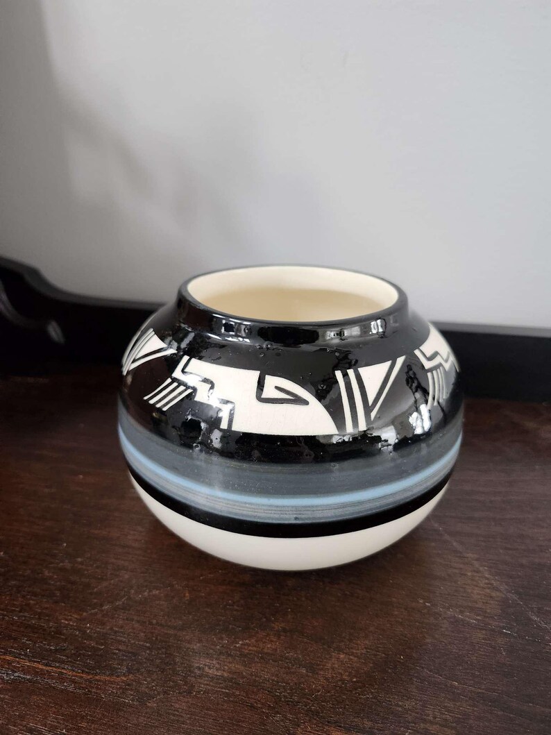 Vintage Ute Mountain Tribe Pottery Ceramic Pot Signed Ute Mtn Tribe ...