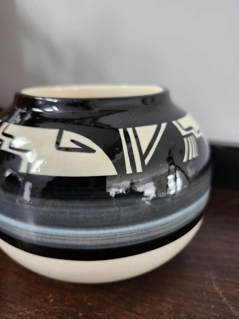 Vintage Ute Mountain Tribe Pottery Ceramic Pot Signed Ute Mtn Tribe ...
