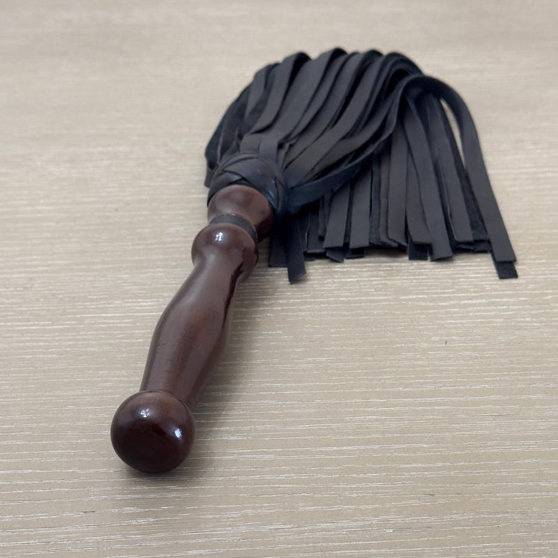 Leather Flogger - Etsy