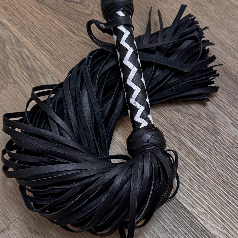Leather Flogger - Etsy