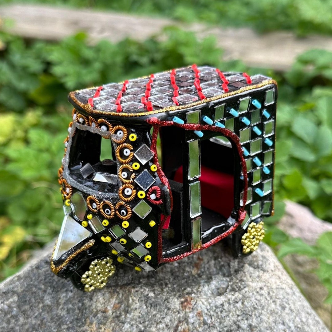 Cute Rickshaw, Truck Art Pakistan, Hand Painted Tuk Tuk, Handmade ...