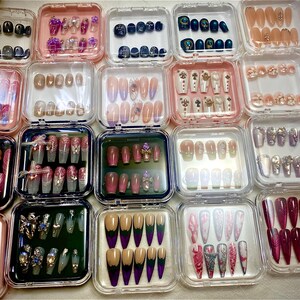 High-quality 4 Sets Surprise Box, Mystery Nails Sets, Press on Nail ...