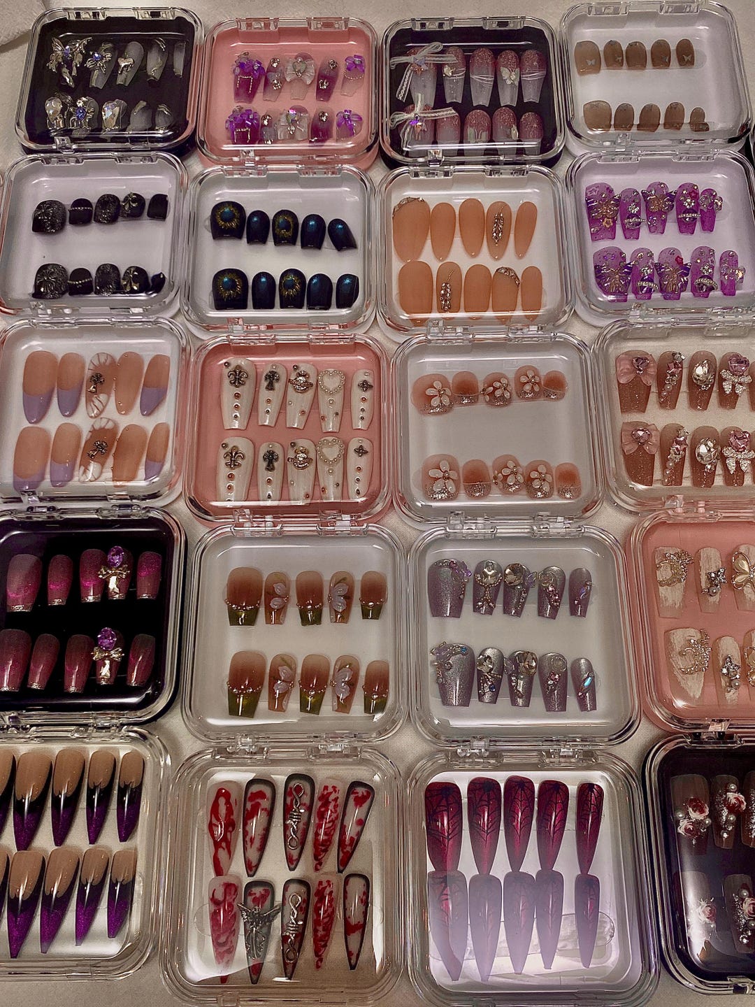 Christmas Press on Nail Mystery Set Box-randomly Picked Nails Surprise ...