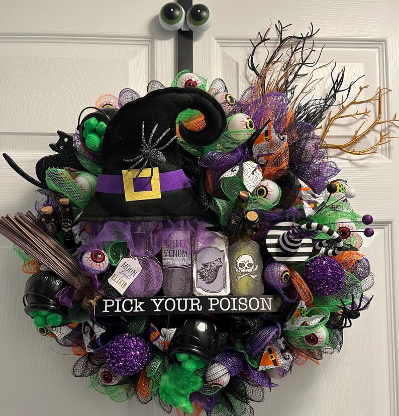 Halloween Witch Hat Wreath: Spooky Door Hanger Decor - Etsy