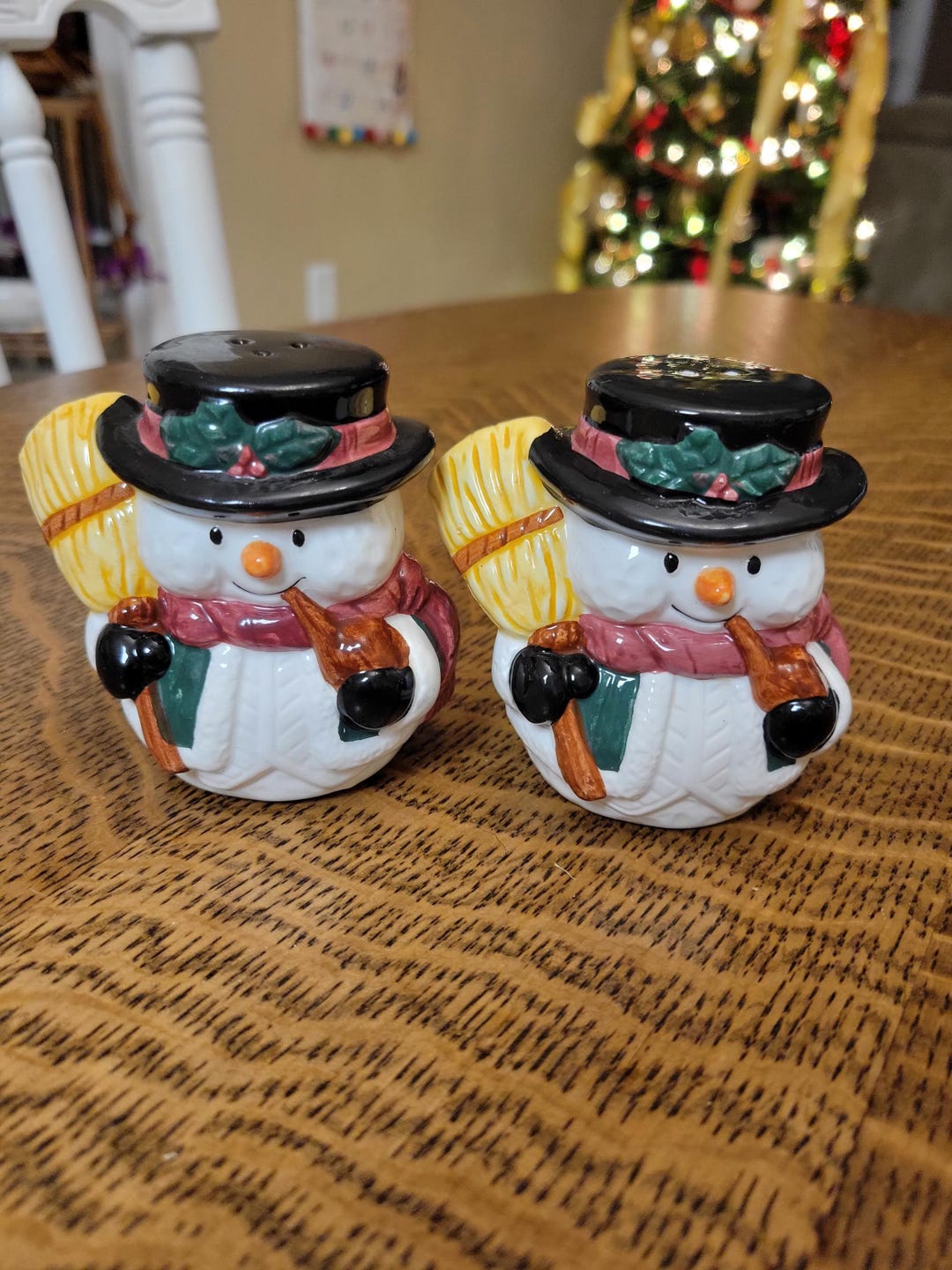 Vintage Snowmn Salt and Pepper Shakers With Pipe and Broom 3.5" Tall - Etsy