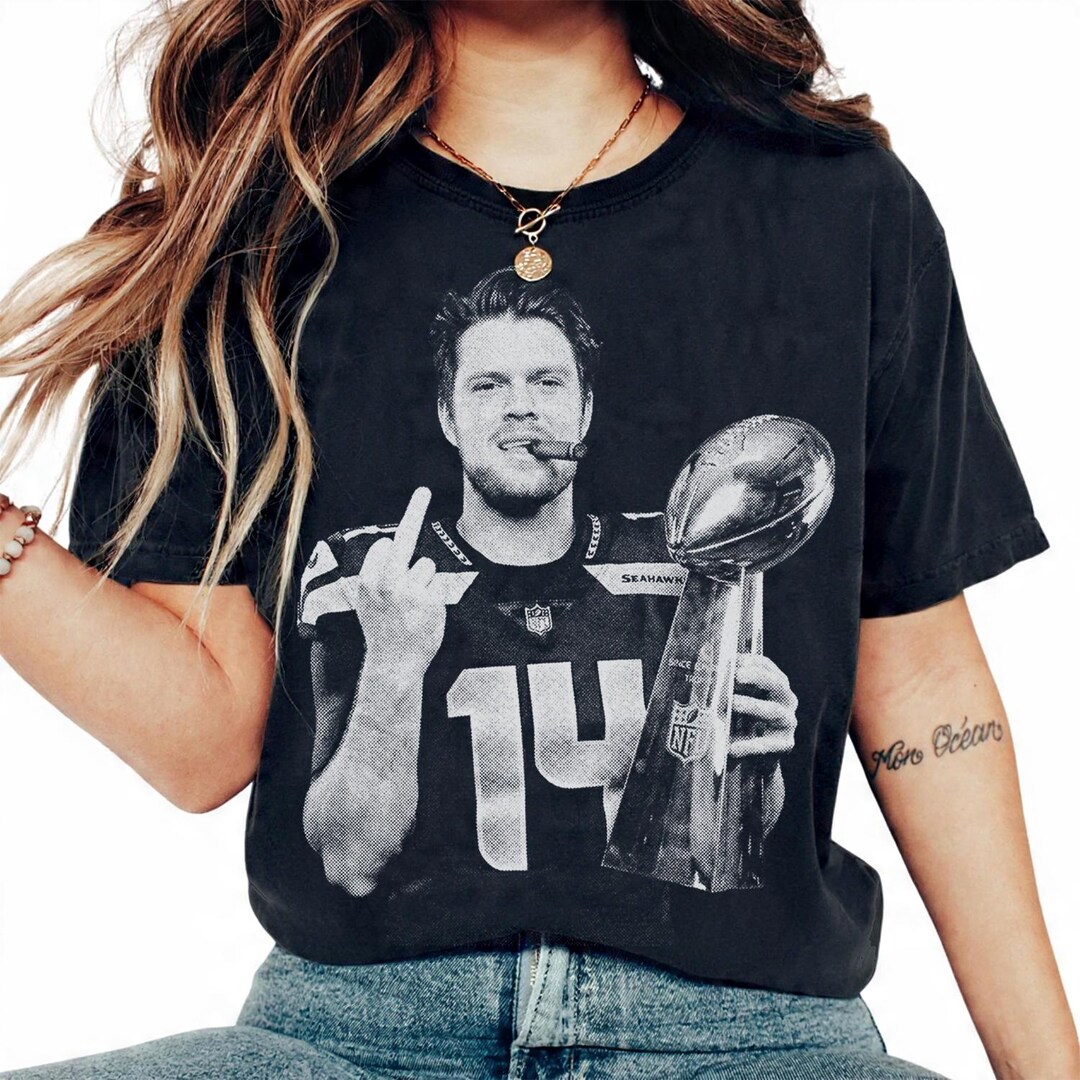 Sam Darnold Middle Finger Meme T-shirt, Funny Shirt - Etsy