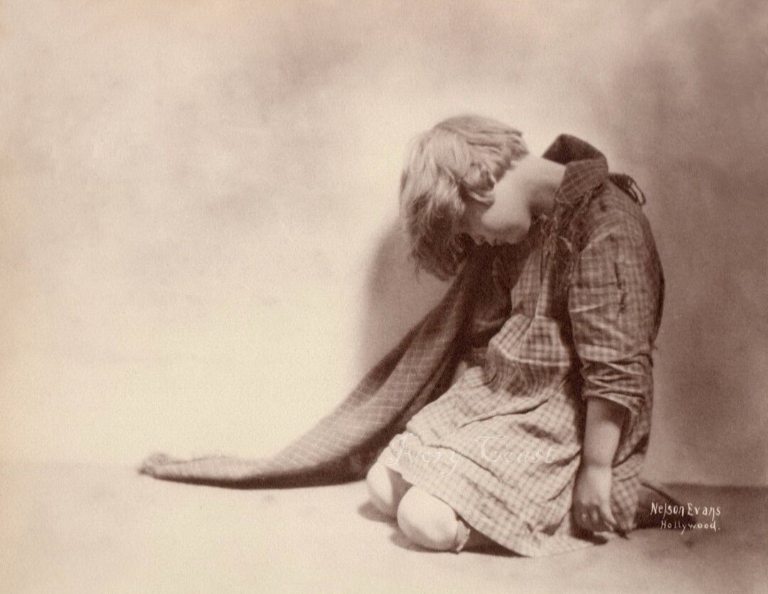 Sad Child Vintage Photo. Digital Download. Soft Beautiful - Etsy