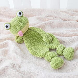 Chubby Frog Crochet Pattern in English, Baby Toys, Cute Beginner ...