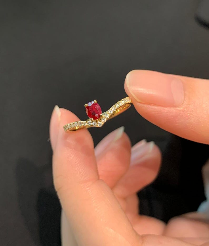 Oval Ruby Engagement Ring V Shape Small Diamond 18K Gold Band, Mini ...