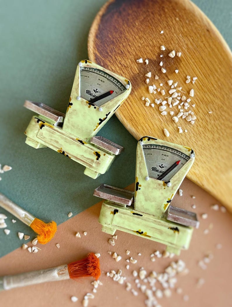 Miniature Vintage Scales on a Scale 1 to 12 - Etsy