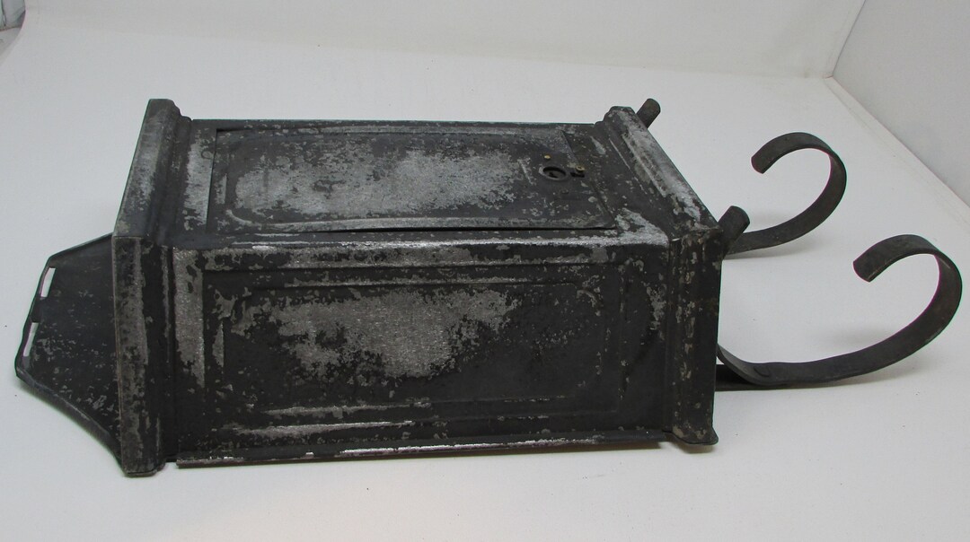 Vintage Black Metal Wall Mount Mail Box Tudor Mailtainer USA Missing ...