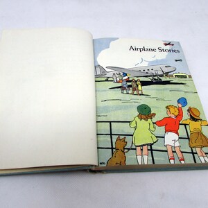 Vintage 1940s School Book Reader round About You - Etsy