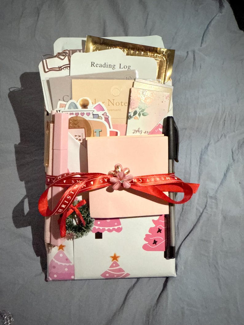 4 Day Book Advent Calendar With Goodies - Etsy