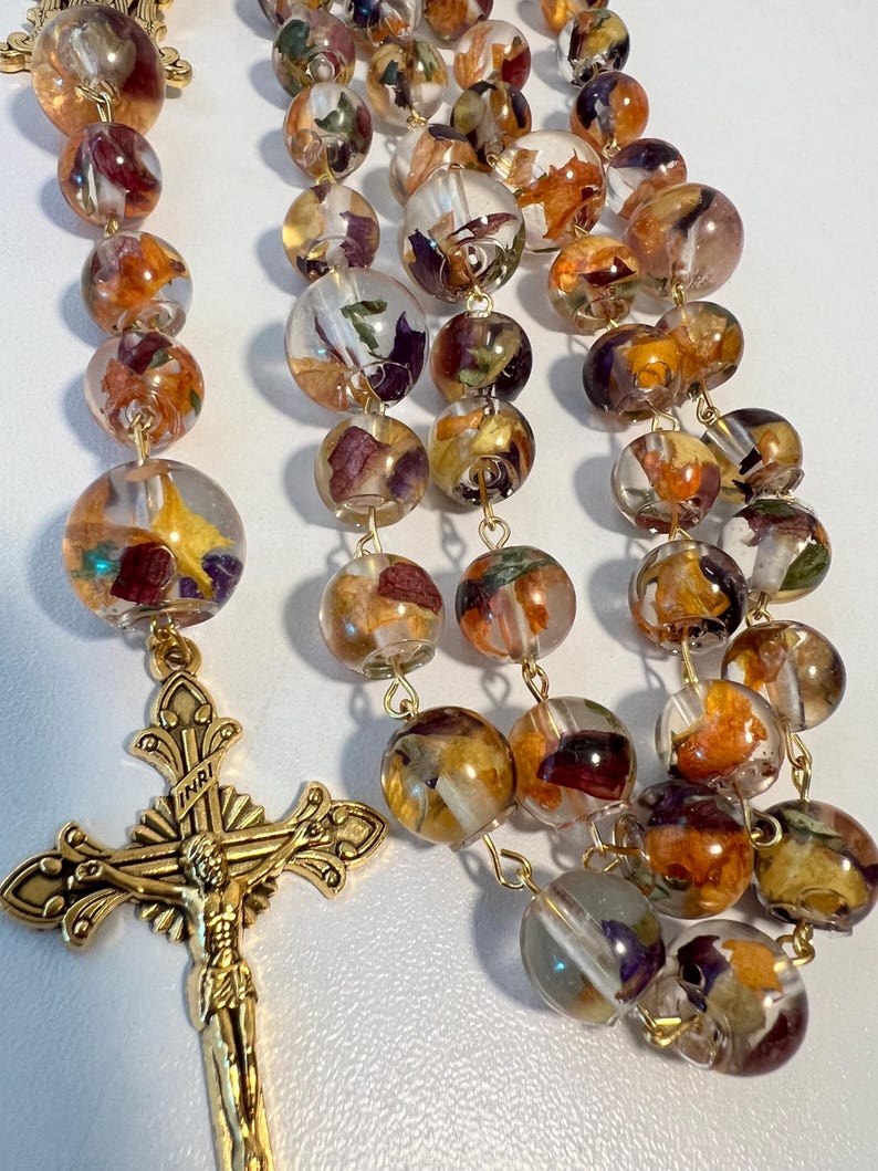Handcrafted Resin Rosary With Preserved Flower Petals – A Prayerful ...