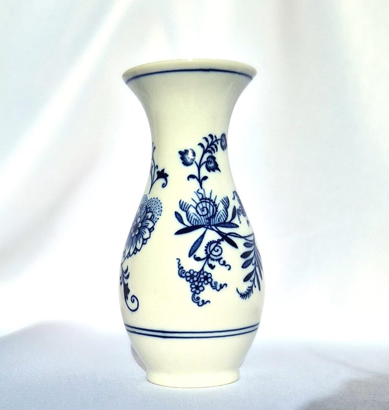 Vintage Onion Pattern Porcelain Original Bohemia Blue Onion Vase Czech ...