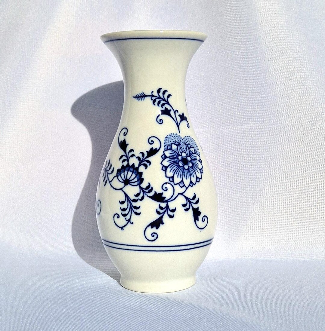 Vintage Onion Pattern Porcelain Original Bohemia Blue Onion Vase Czech ...