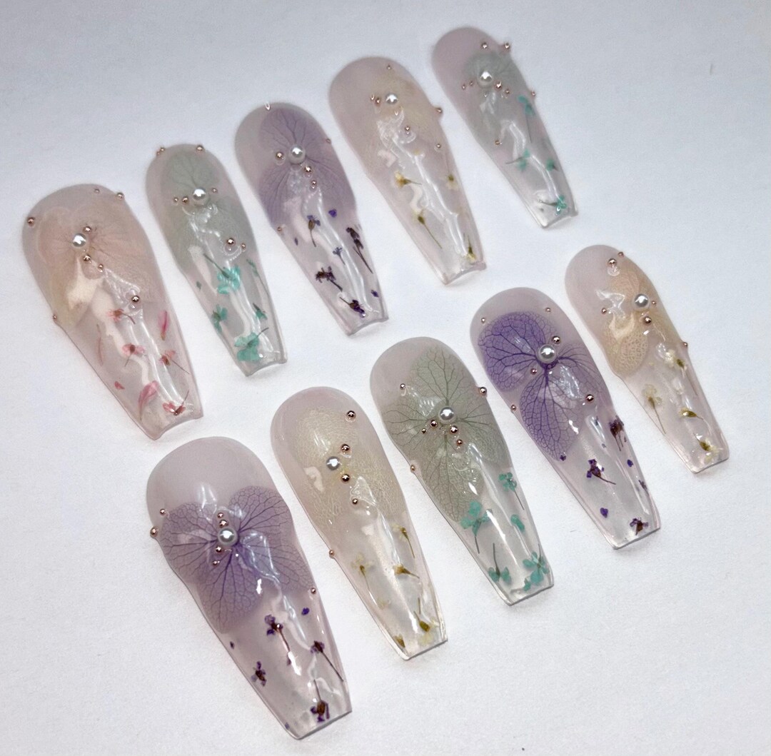 Encapsulated Dried Flower Press on Nails, Springtime Nails, Long Coffin Nails - Etsy