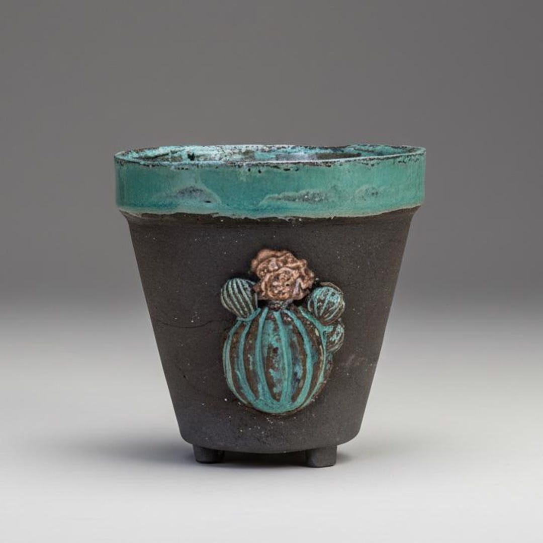 Spine & Sand Ceramic Planter – Quiet Resilience in Clay, Ø7×8 Cm, in 2 ...