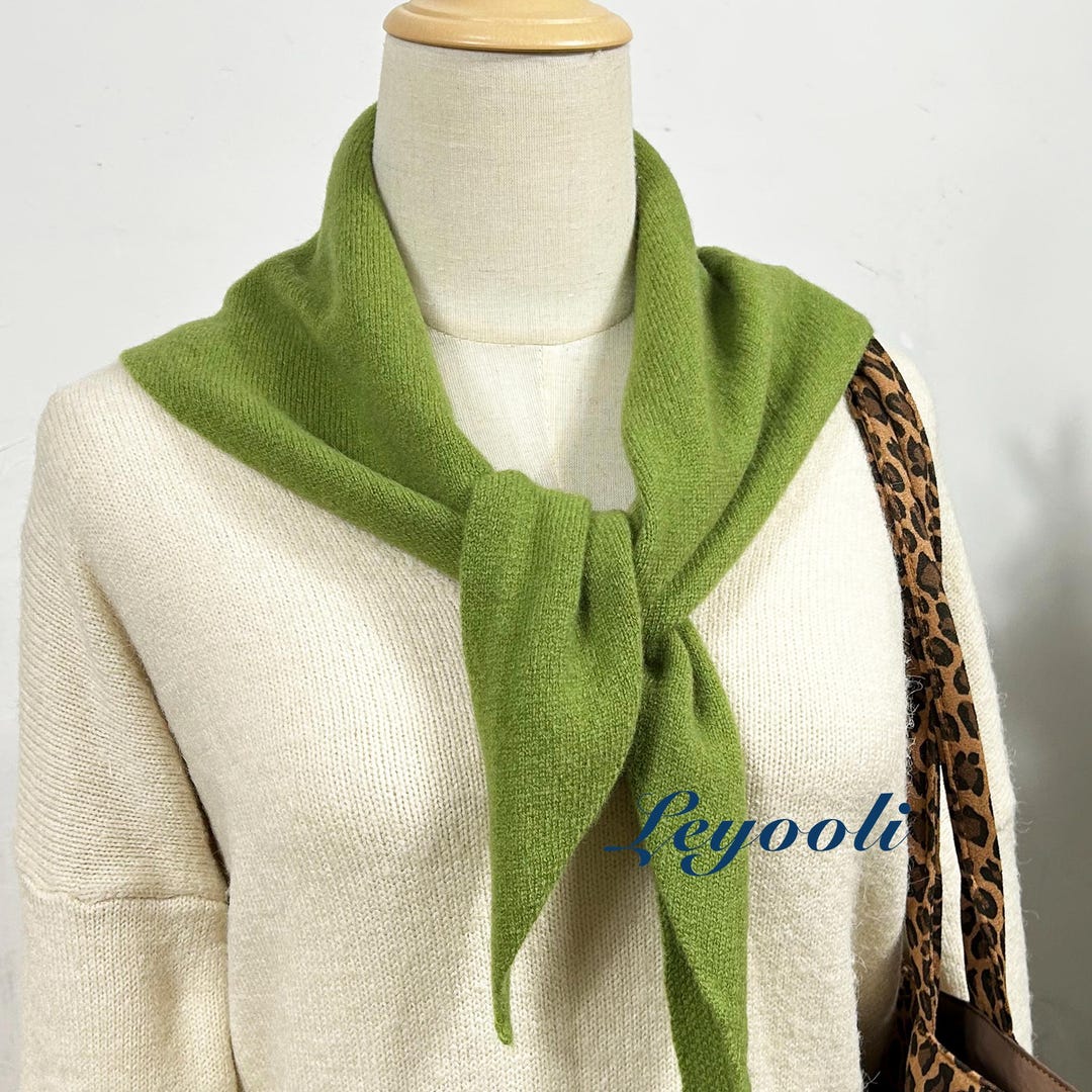 Green 100% Wool Triangle Scarf, Soft Knit Shawl, Warm Handmade Winter ...