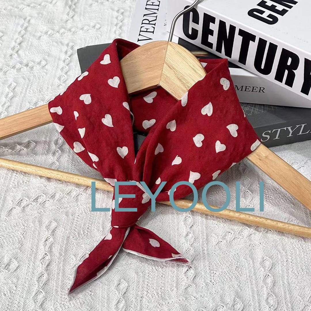 Red Heart Scarf: Romantic Valentine's Day Accessory - Etsy