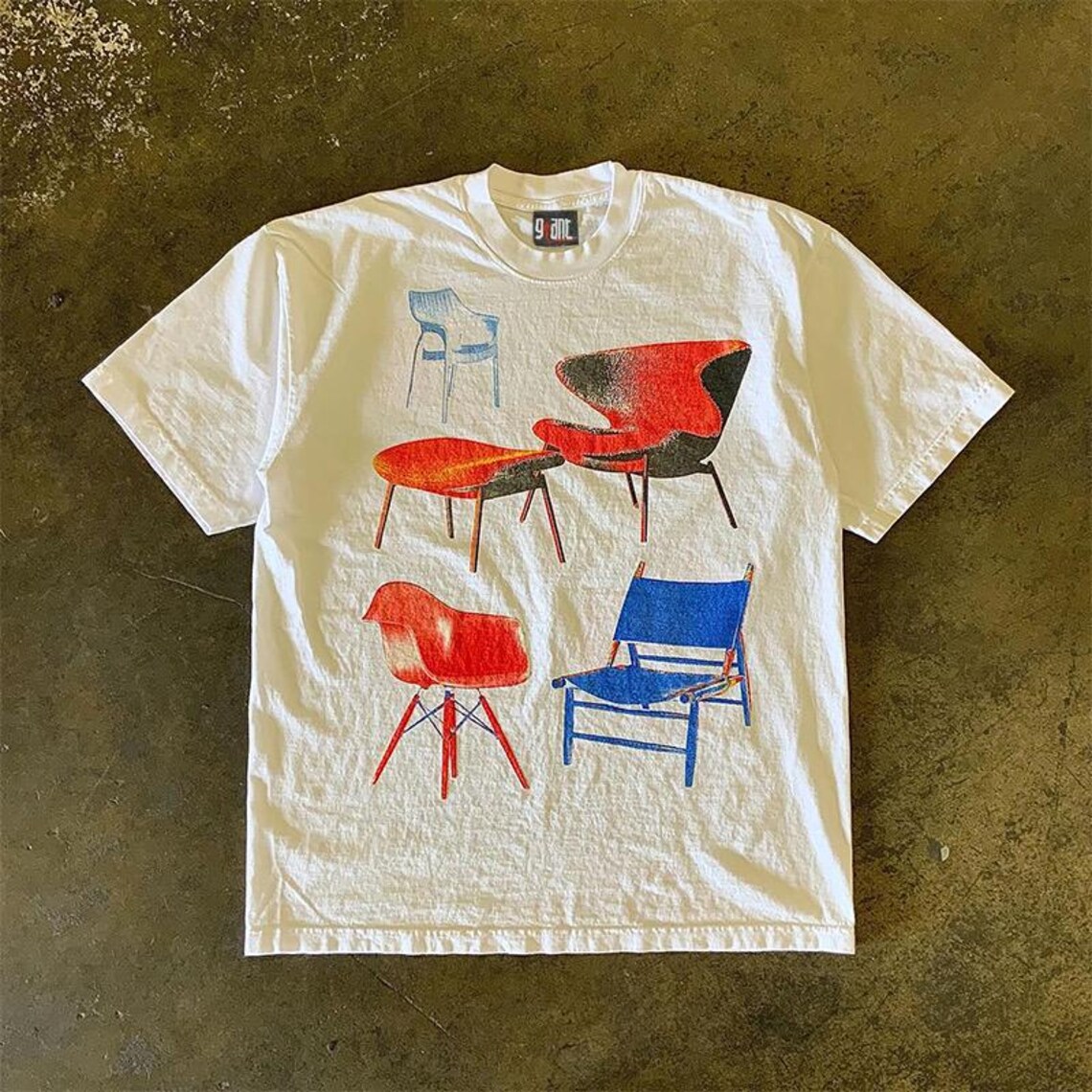 Mid Century Modern Chairs Graphic Tee Shirt Furniture Lovers T-shirt ...