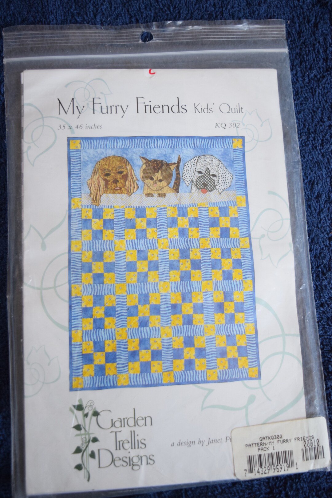 My Furry Friends Kids Quilt KQ 302 35x45 by Garden - Etsy