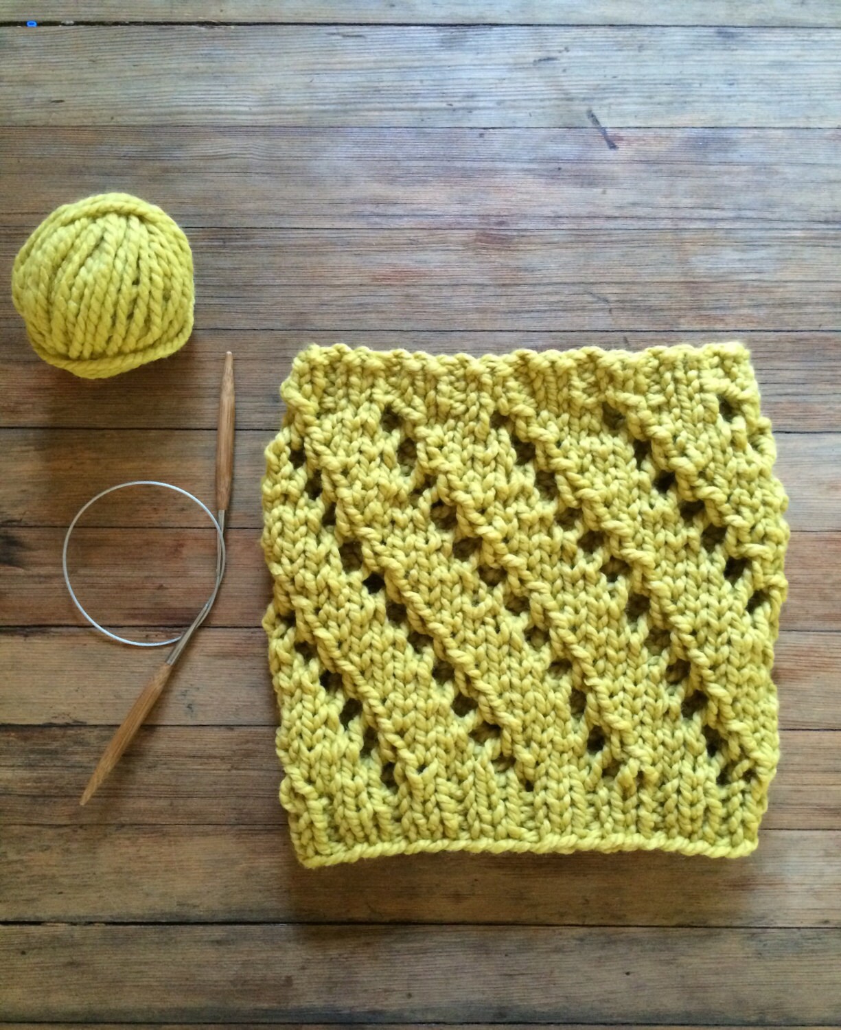 Knitting Pattern Spiral Cowl - Etsy