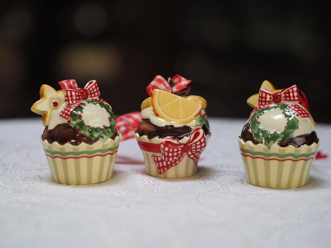 Villeroy & Boch Winter Bakery Decorations Set of 3 cupcake Porcelain ...