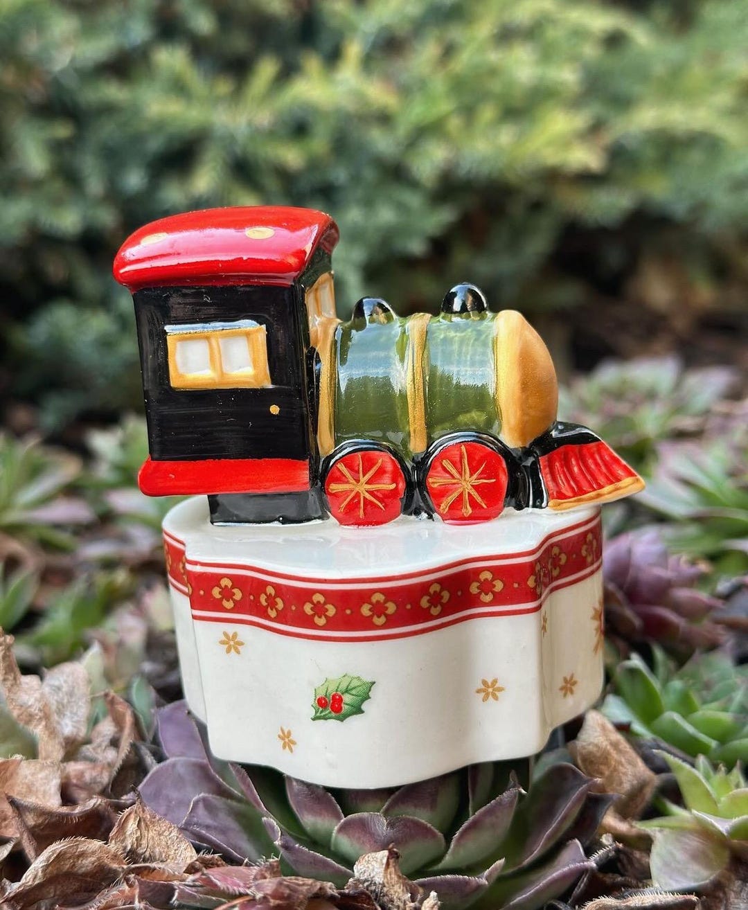 Villeroy & Boch Toy's Delight Train Figure - Etsy