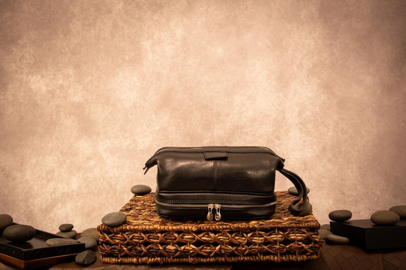 Handcrafted Full Grain Italian Leather Toiletry Bag – Premium Leather ...