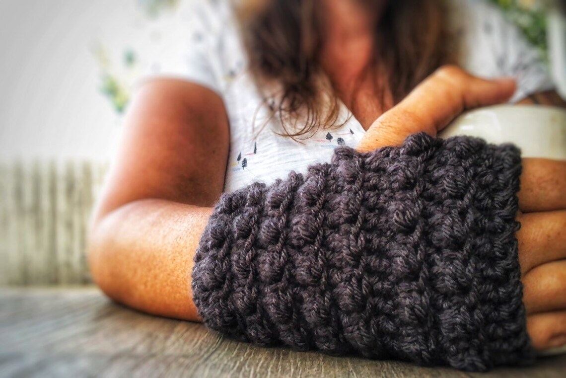 Berry Cute Fingerless Gloves PDF Pattern Fingerless Gloves | Etsy