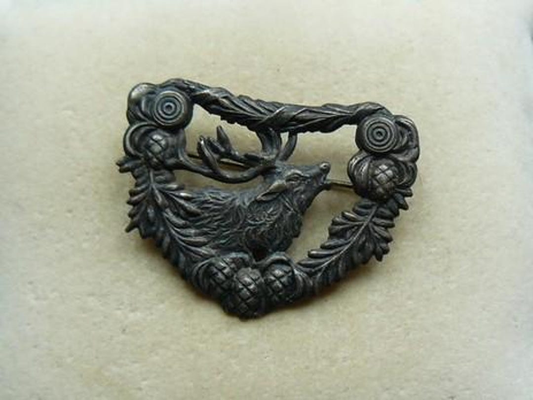 Vintage Hunting Badge. Deer. - Etsy