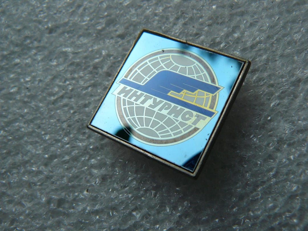 Vintage USSR Badge.pin Soviet Tourism for Foreigners. INTOURIST - Etsy