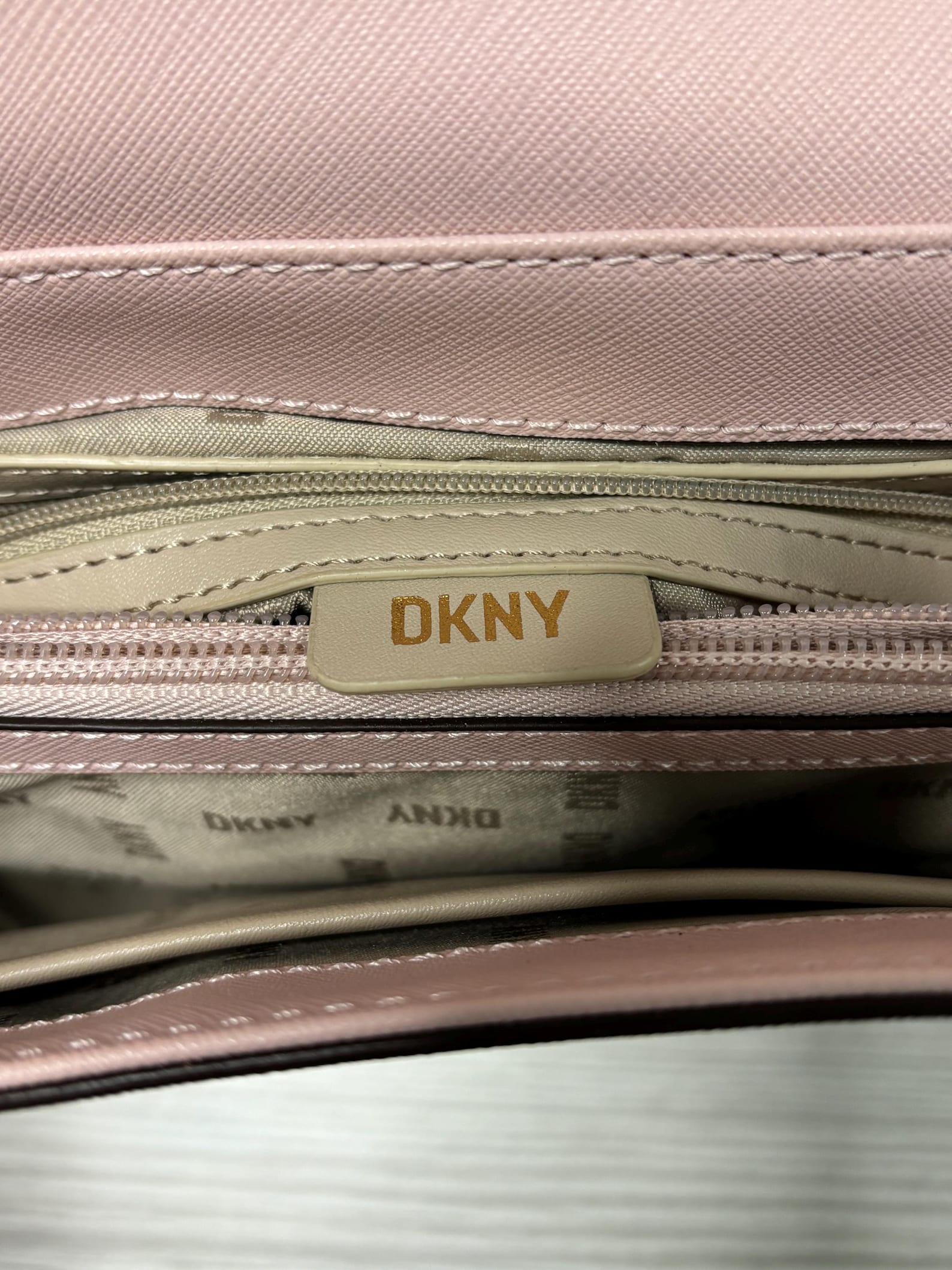 DKNY Vintage Bag | DKNY Pink White Bag | Crossbody Bag | DKNY Purse ...