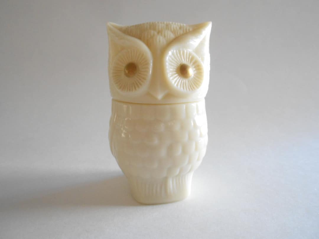 Avon Owl Sachet Jar White Milkglass Jar Vintage 1970s Moonwind ...