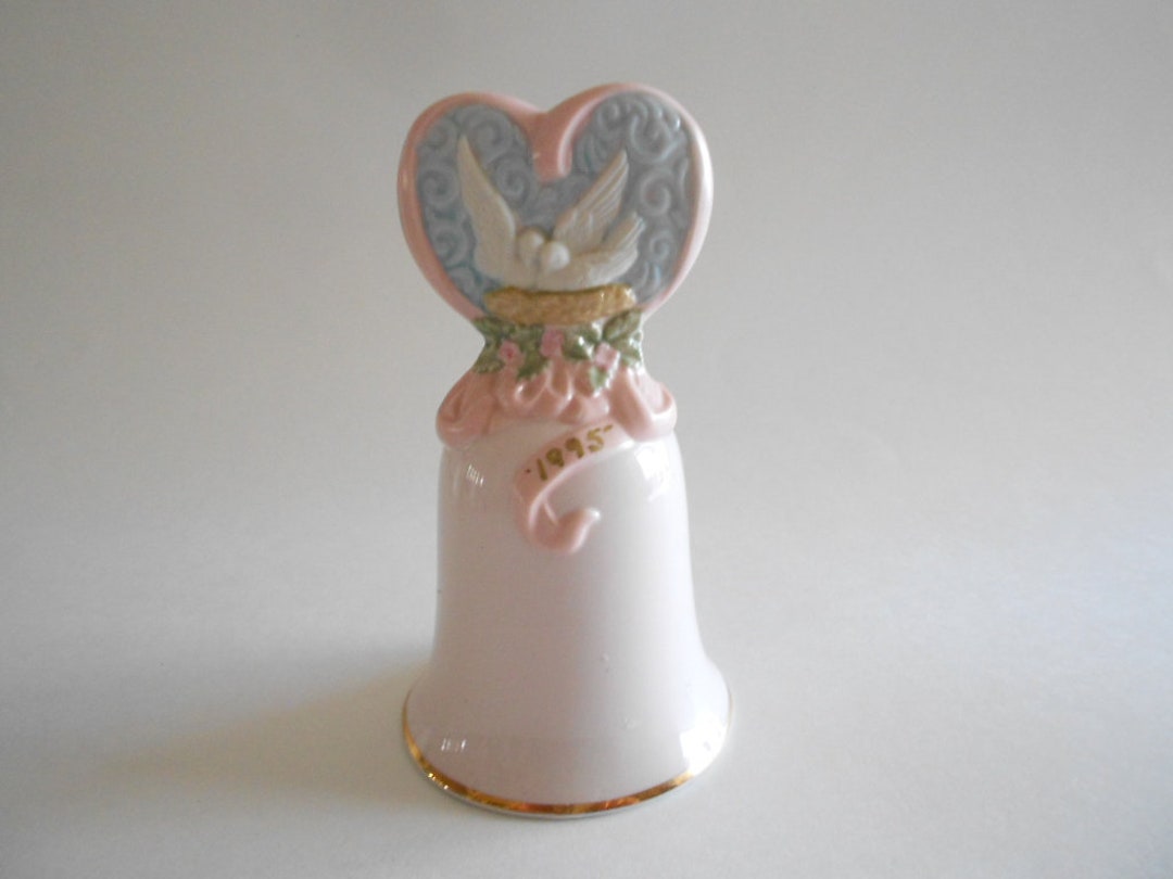 Avon Bell Vintage 1995 White Porcelain Two Doves Handle Collectible ...