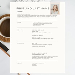 Basic Polished Resume - Etsy