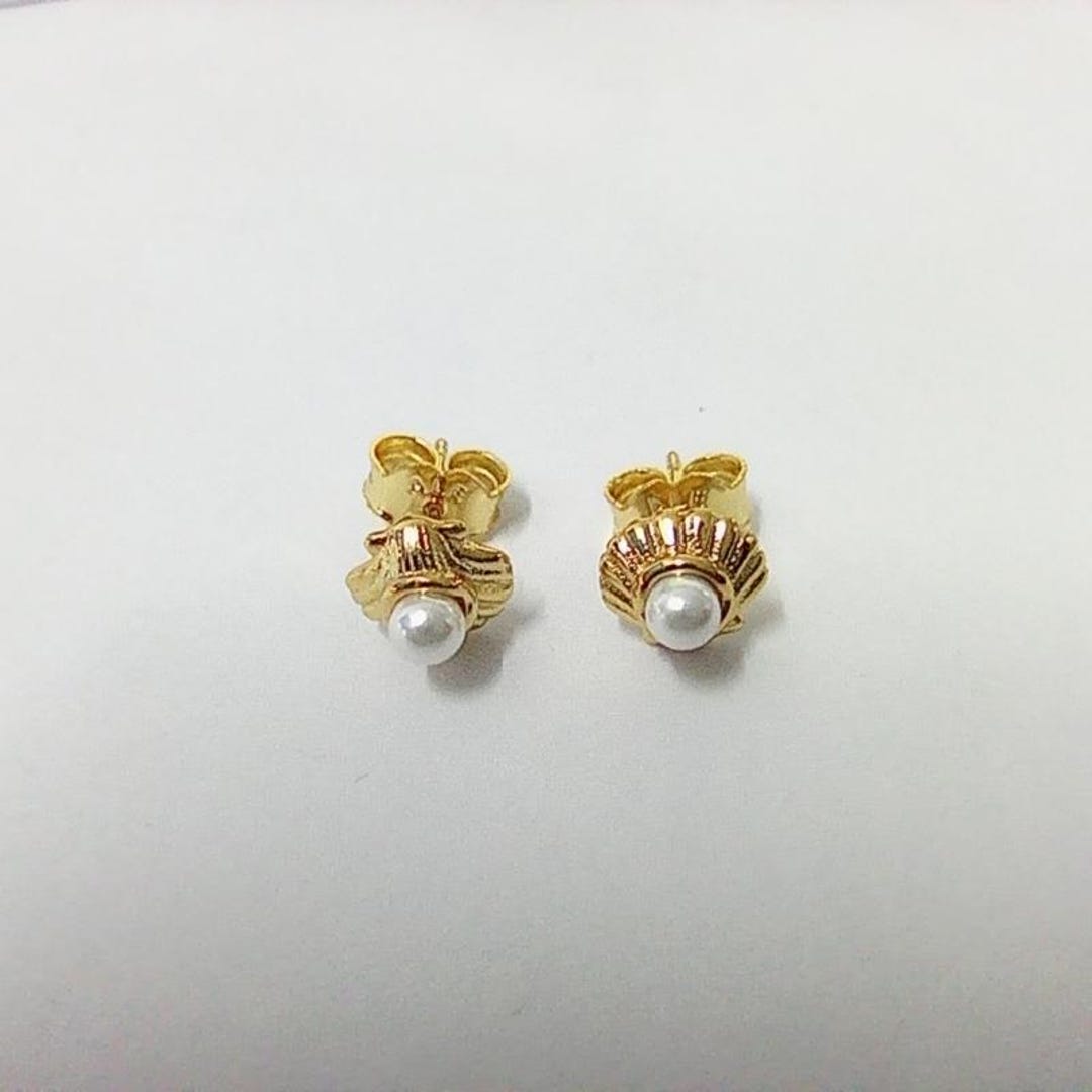 Pandora the Little Mermaid Seashell Stud Earrings - Etsy