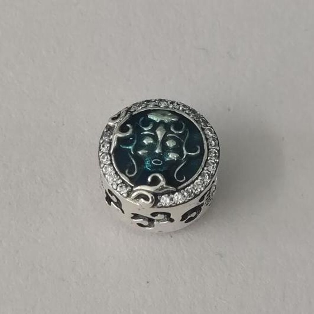 Pandora the Haunted Mansion Madame Leota Charm - Etsy