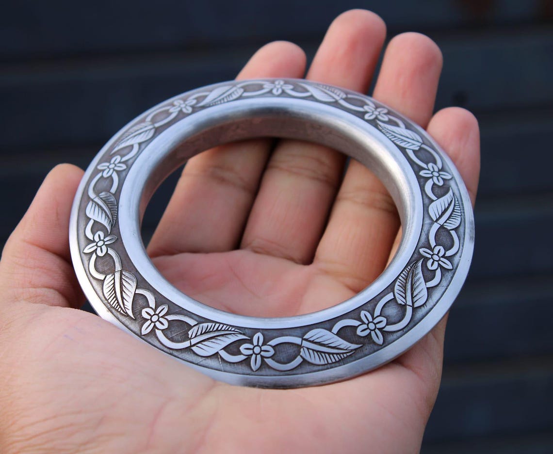 Engraved Sarbloh Kada | Handmade 300g Sikh Bangle With Flower Design ...