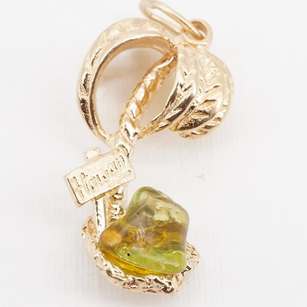 Peridot Palm Tree - Etsy Australia