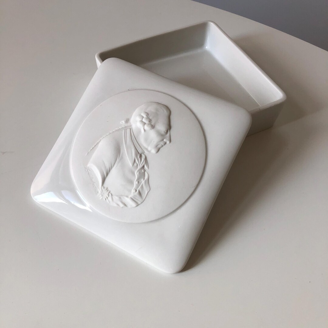 KPM German Porcelain Antique Cameo Jewelry Trinket Box Johann Sebastian ...