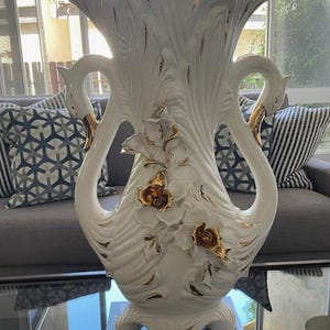 Capodimonte 27 Large Double Handle Swan Vase With Gold Handpainted ...
