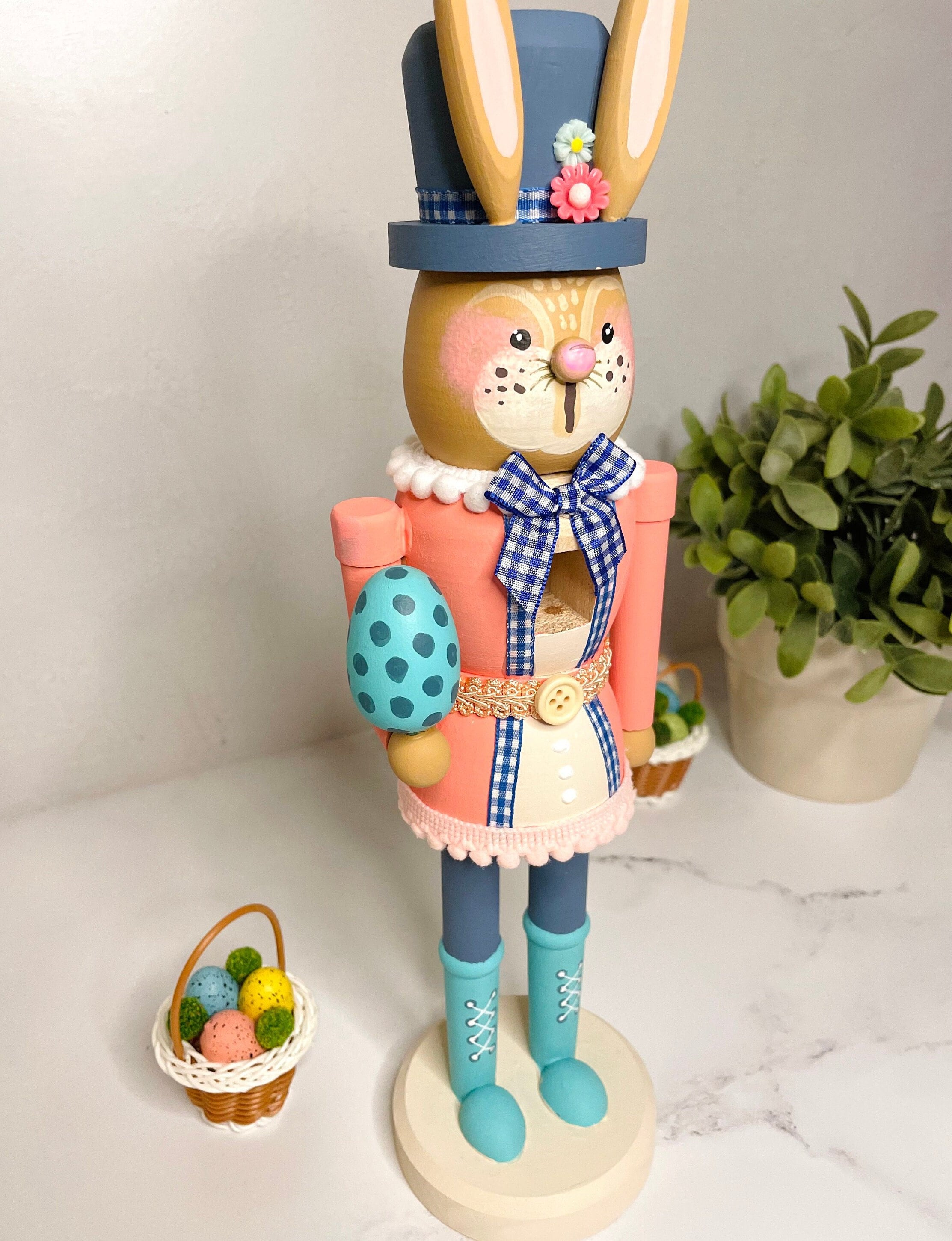 Easter Bunny / Rabbit Nutcracker 15 - Etsy